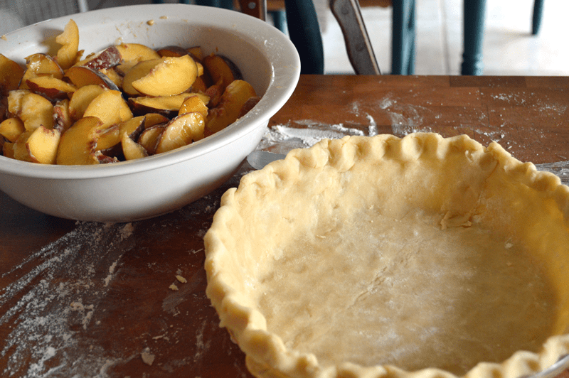 At Mimi's Table: Peach Crumble Pie